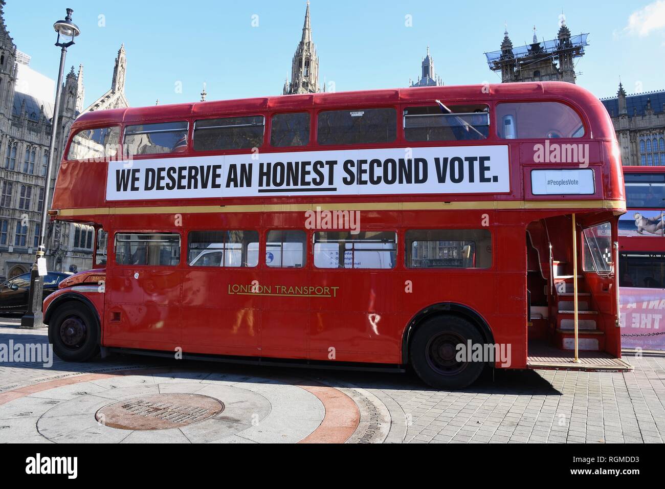 Brexit bus hi-res stock photography and images - Alamy
