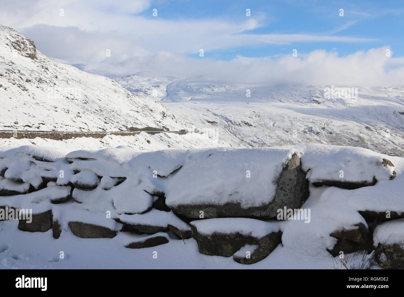 Snowdon snow night hi-res stock photography and images - Alamy