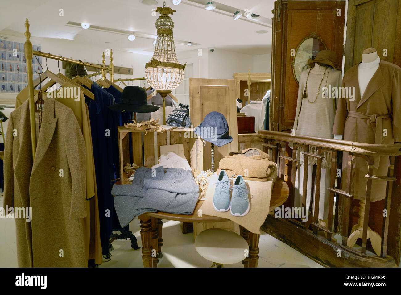 HONG KONG - CIRCA NOVEMBER, 2016: initial store in Hong Kong. Shopping ...