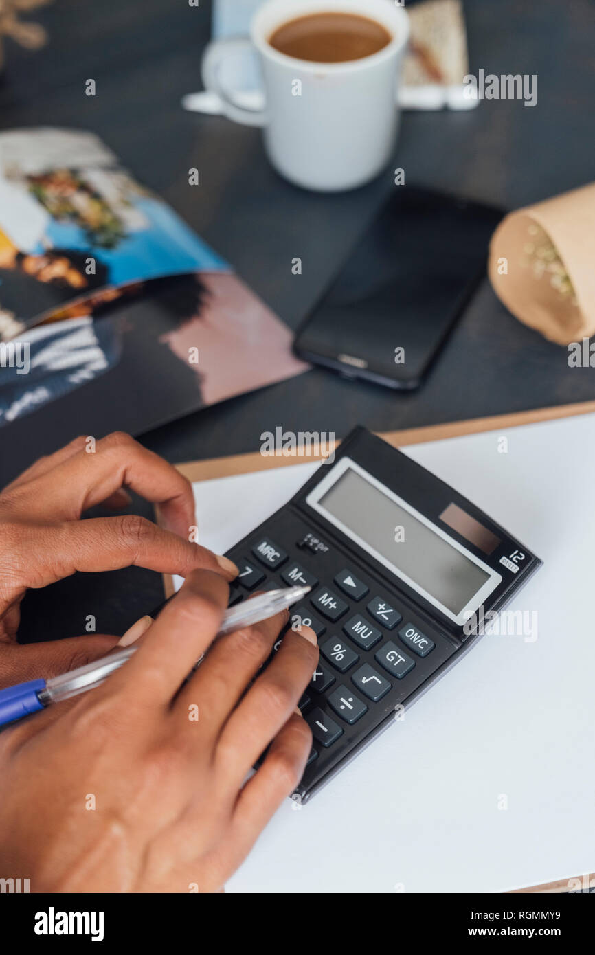 Hand calculator hi-res stock photography and images - Alamy