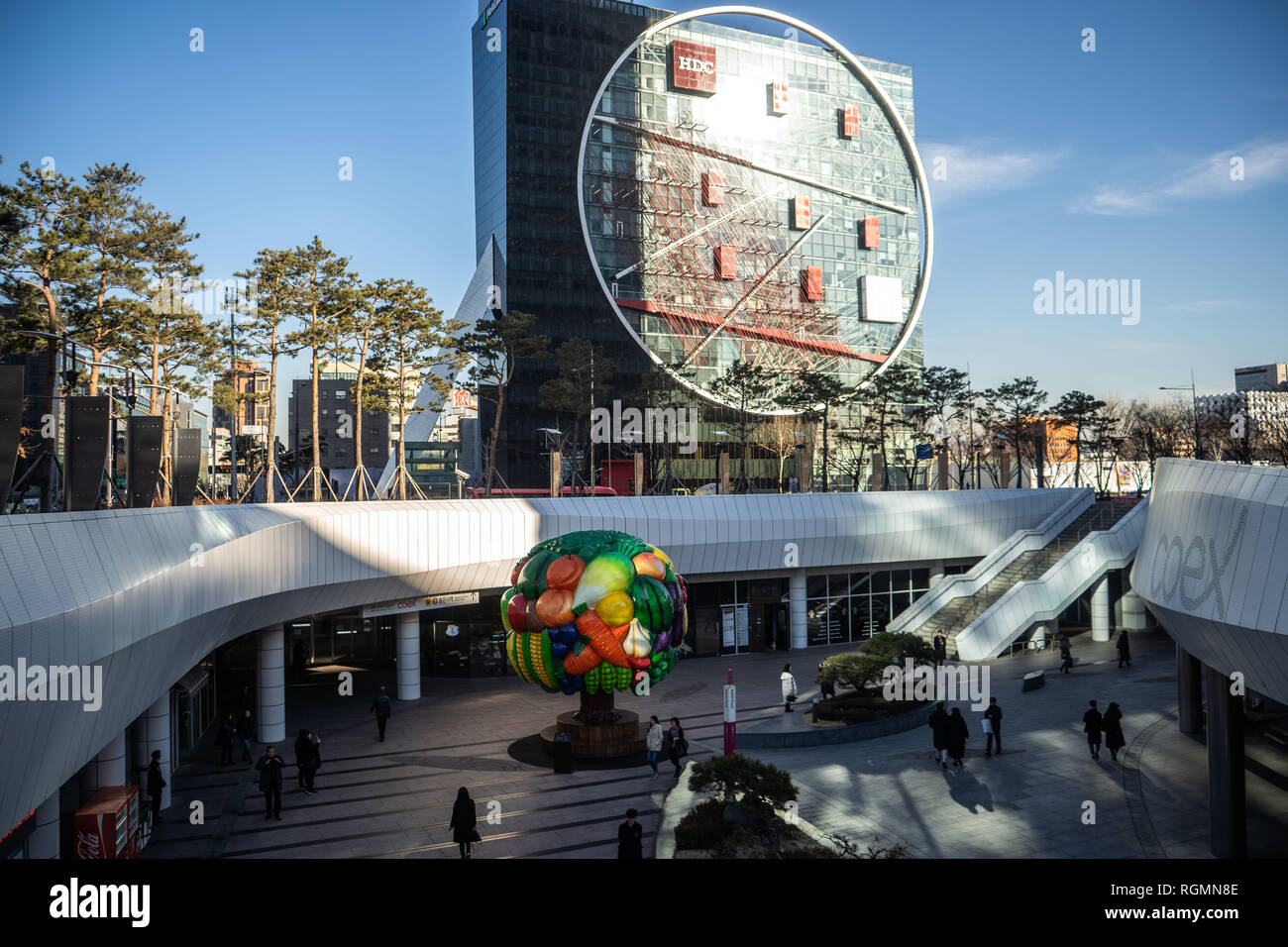 Seoul, South Korea - Desember, 2018: View of Starfield Library in ...