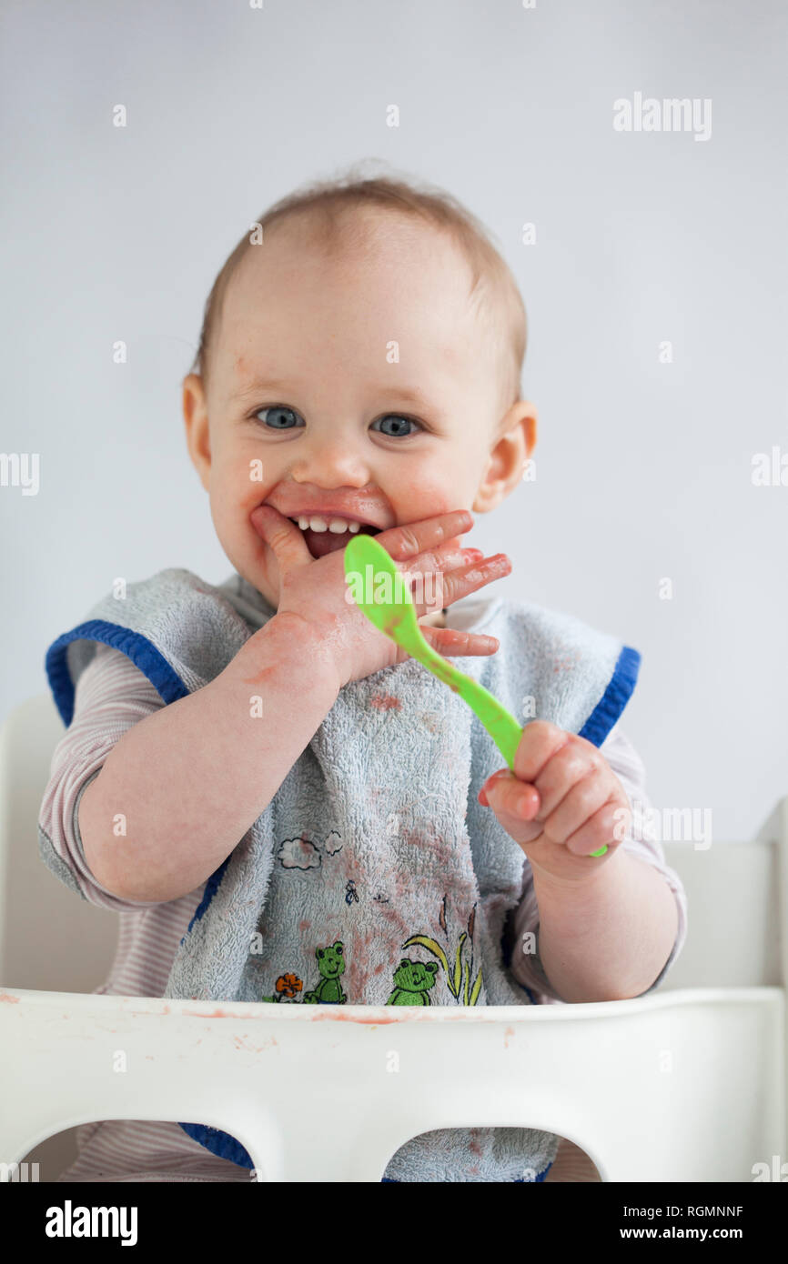 Baby eating chair hi-res stock photography and images - Alamy