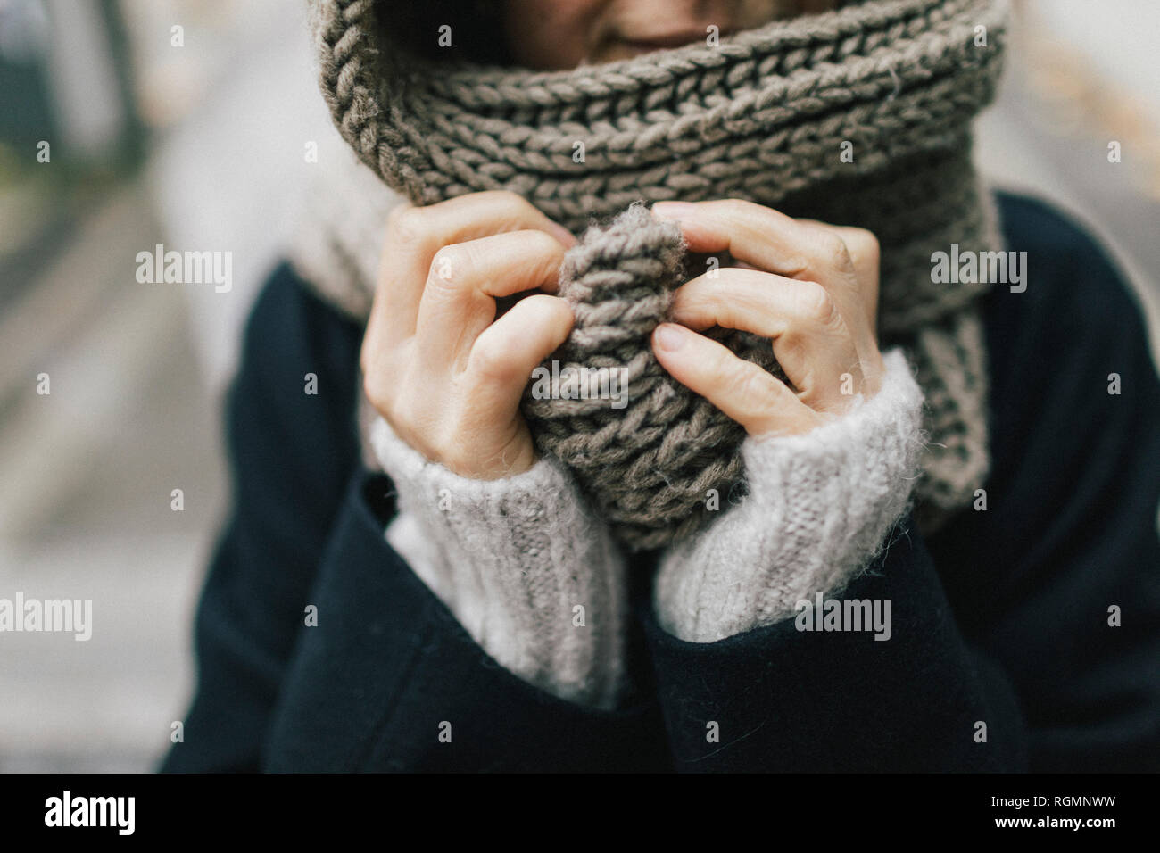 Womans hand holding knitted scarf hi-res stock photography and images ...