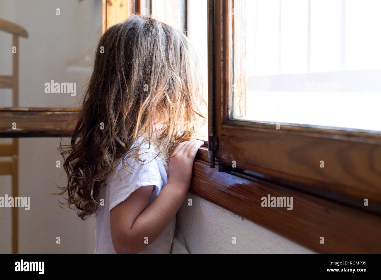 Little Girl High Resolution Stock Photography and Images - Alamy