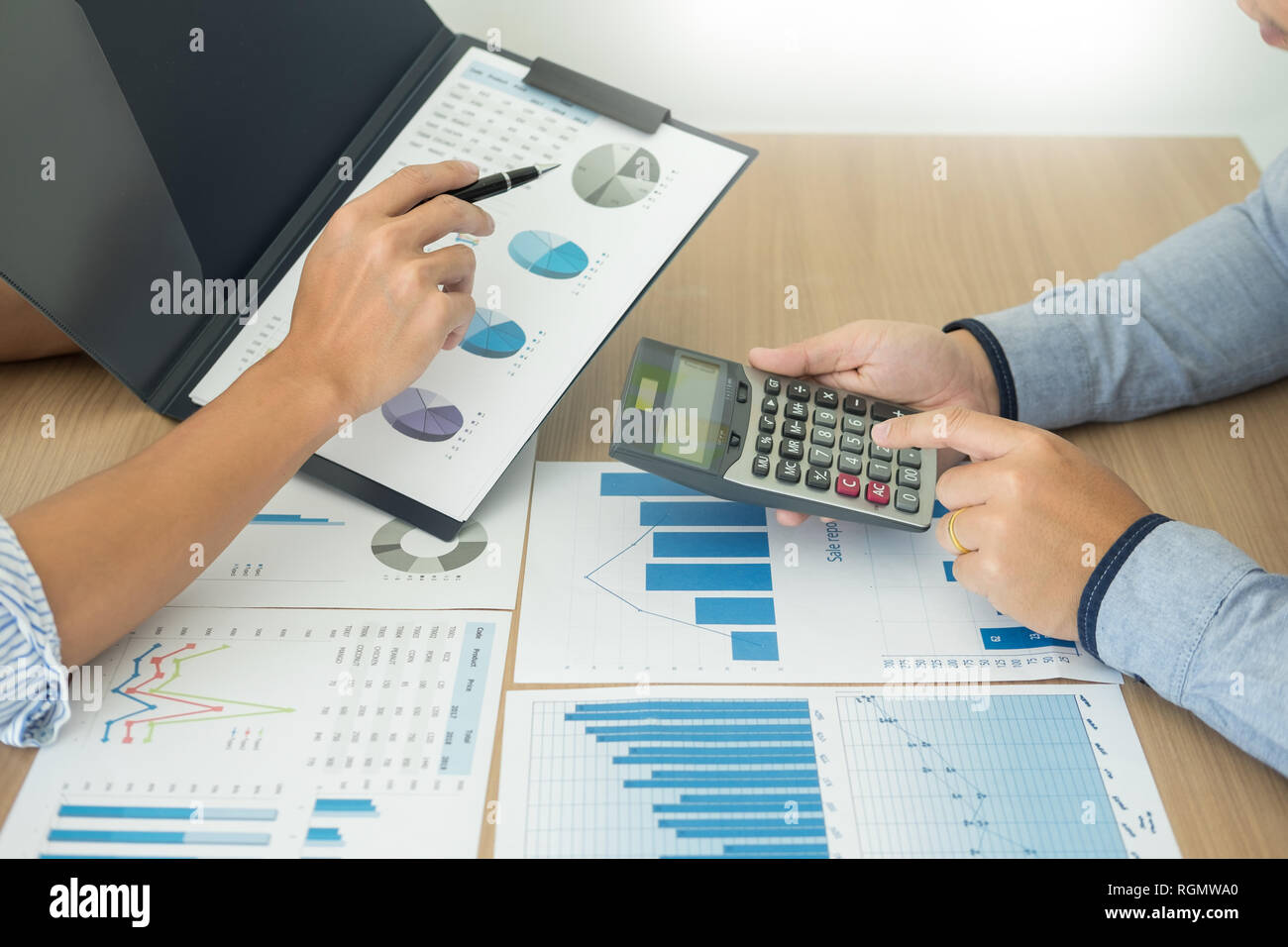 Business creative coworkers team Meeting Discussing showing the results ...