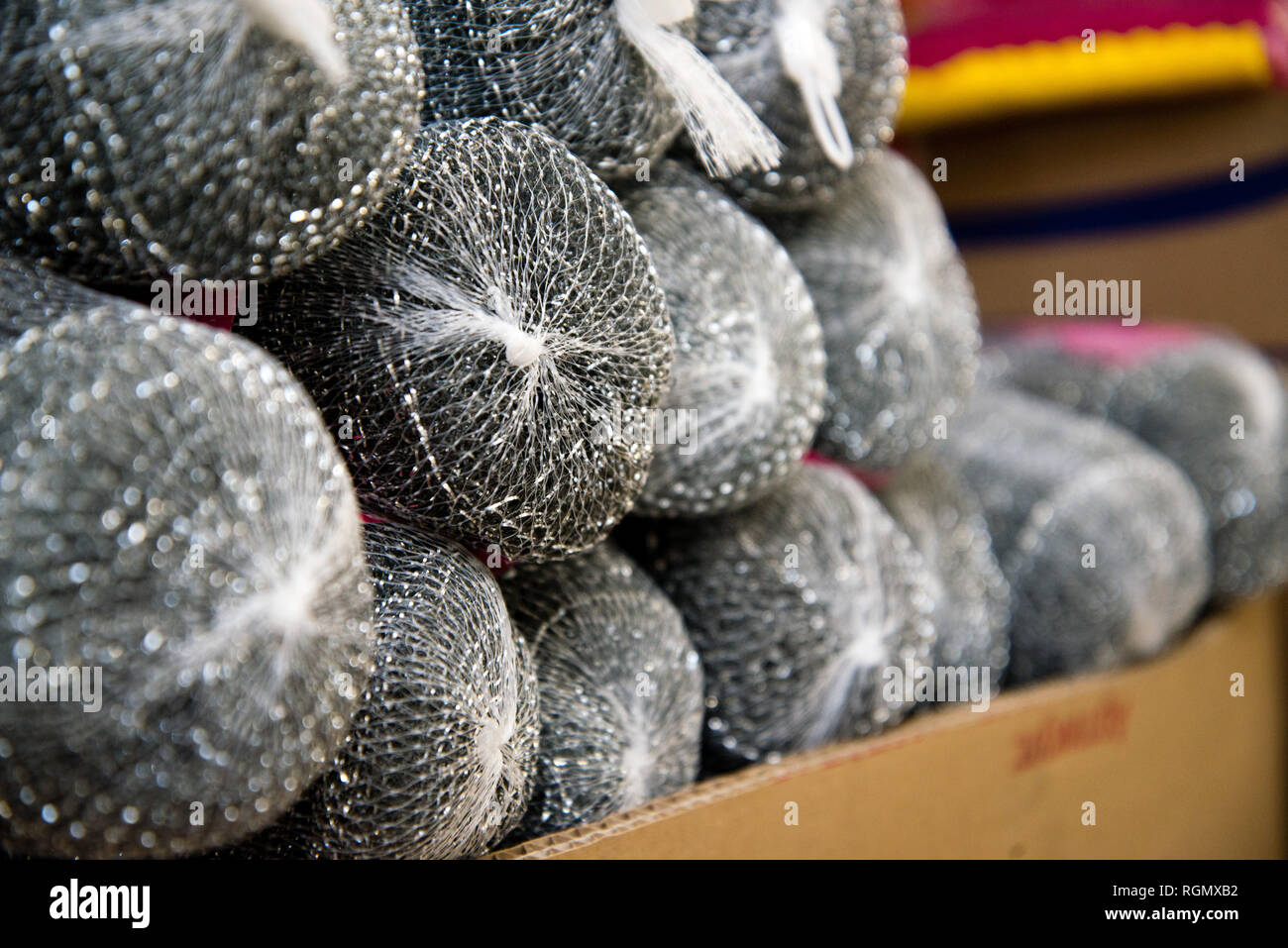 Steel wool scrubber hi-res stock photography and images - Alamy