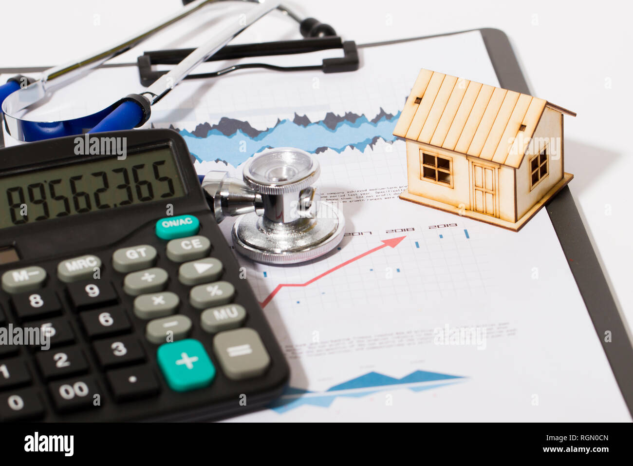 Price increase cash hi-res stock photography and images - Alamy