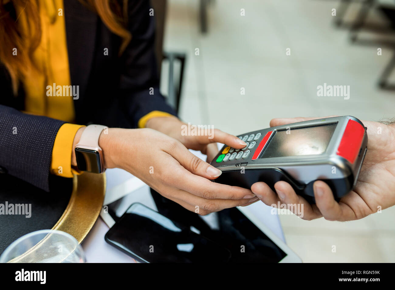 Pin card hi-res stock photography and images - Alamy