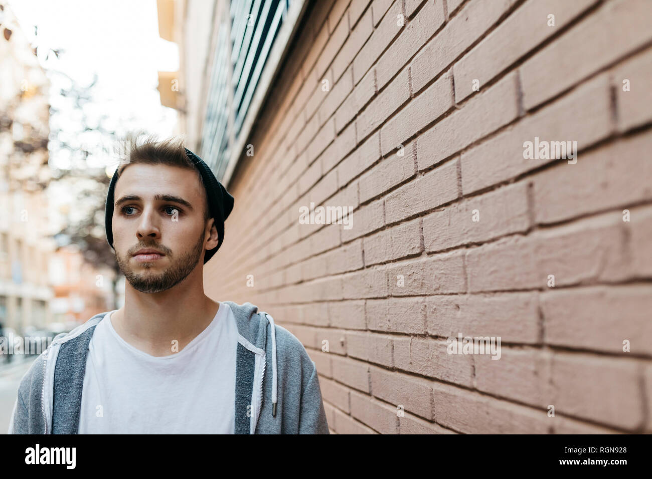 Wall people walking daytime hi-res stock photography and images - Alamy