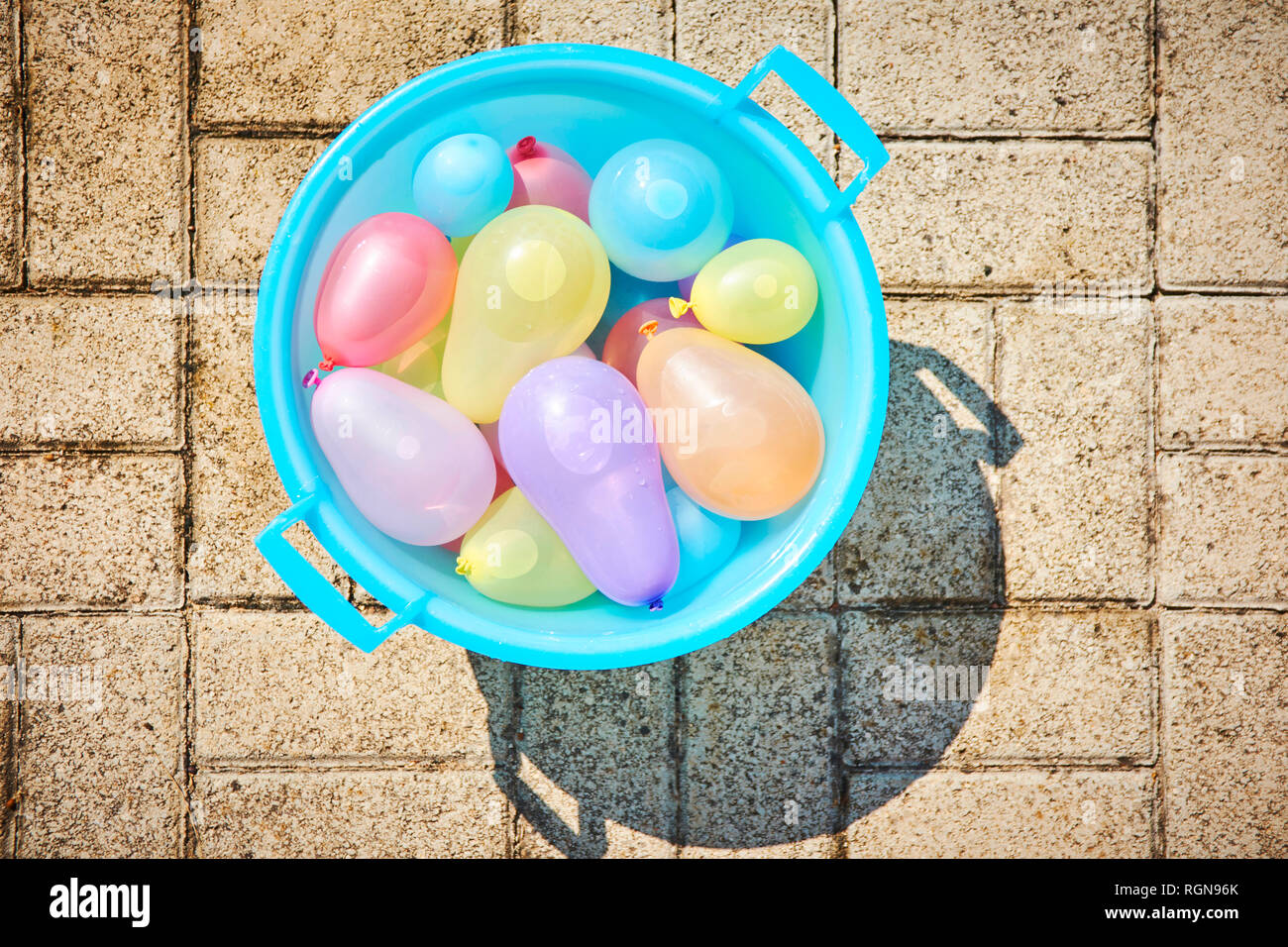 Water bomb hi-res stock photography and images - Alamy