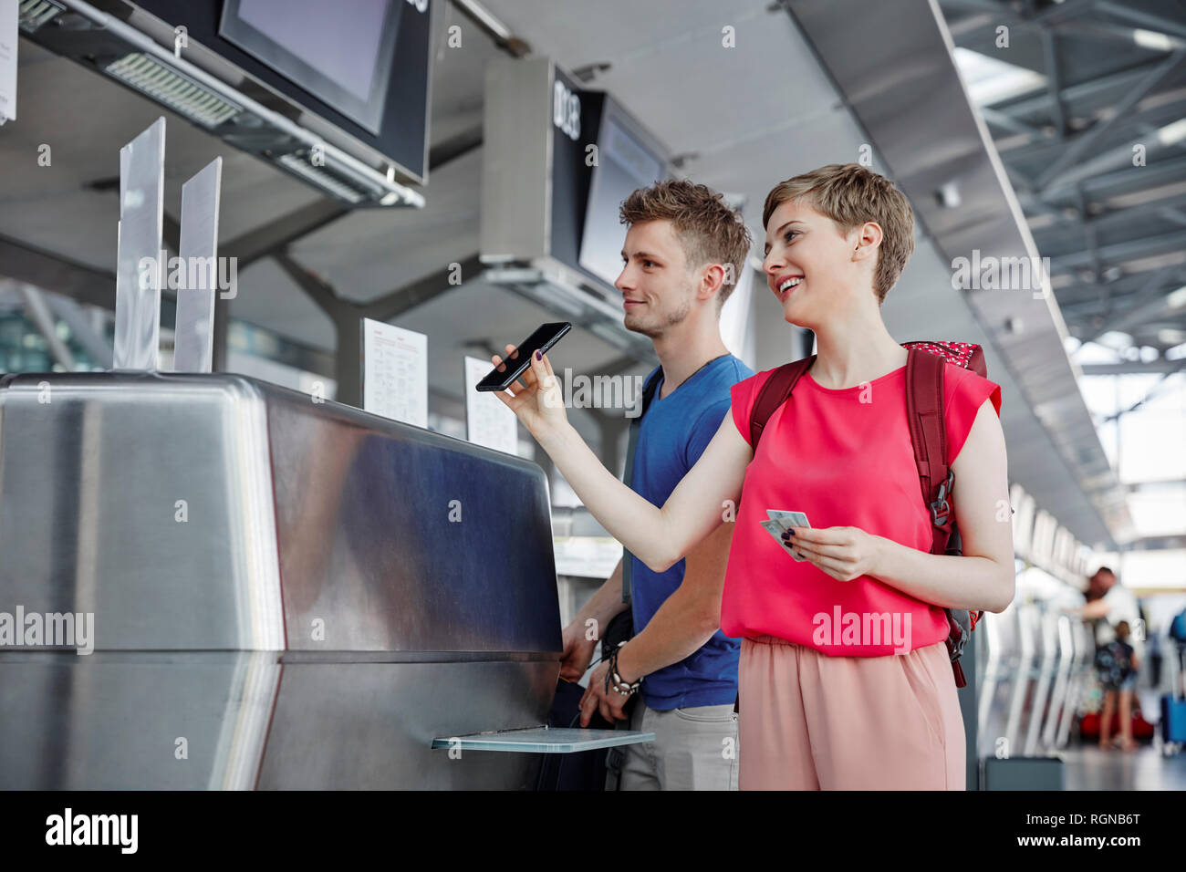 Airport check in hi-res stock photography and images - Alamy