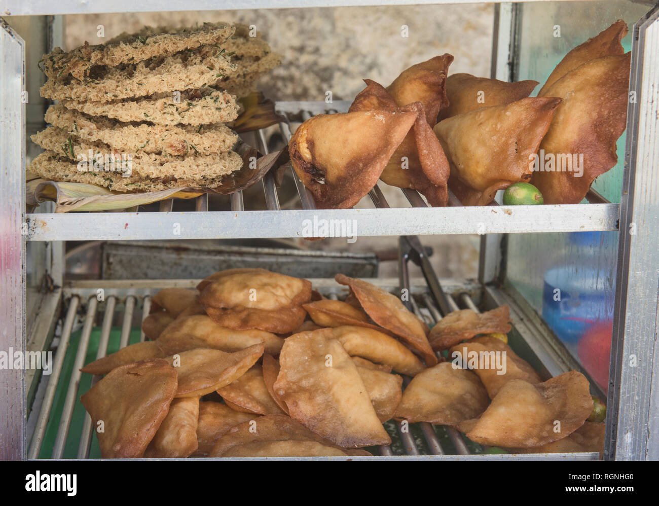 Okoy hi-res stock photography and images - Alamy