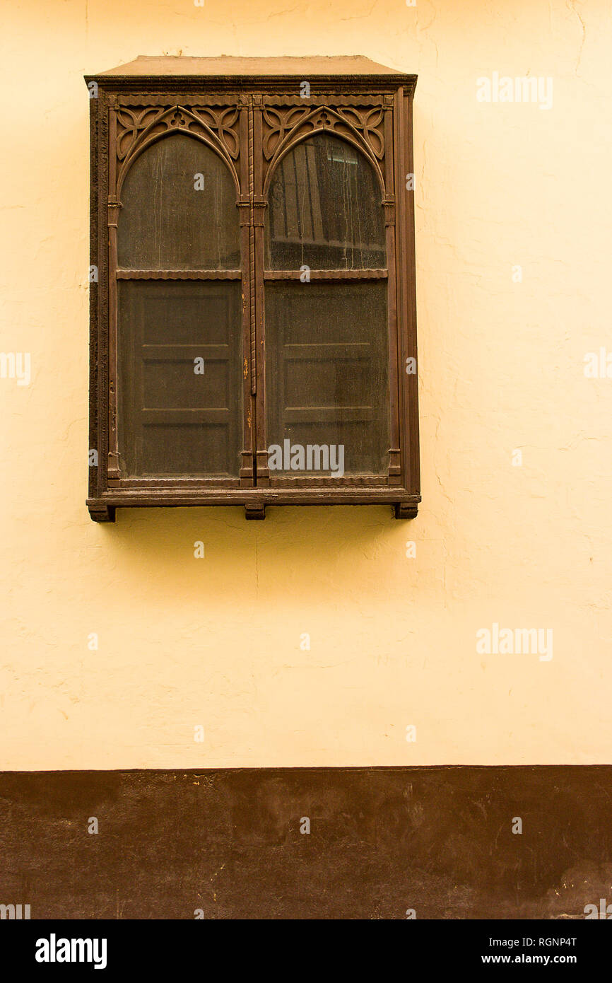 Spanish building with wooden shutters hi-res stock photography and ...