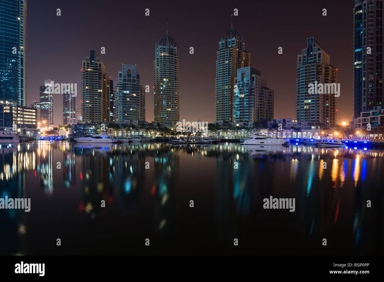 Dubai building skyline hi-res stock photography and images - Alamy