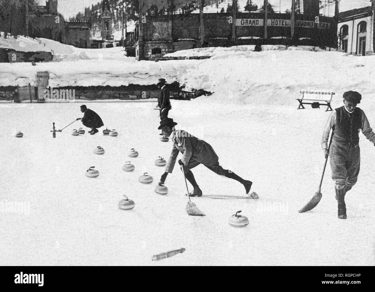 Curling sport historical hi-res stock photography and images - Alamy