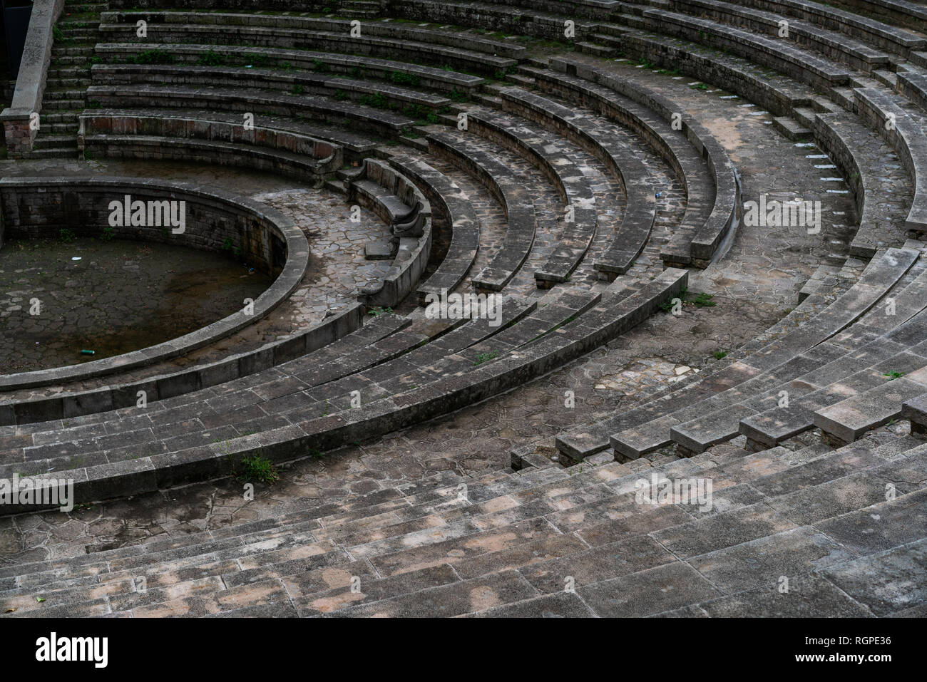 Empty circus arena hi-res stock photography and images - Alamy