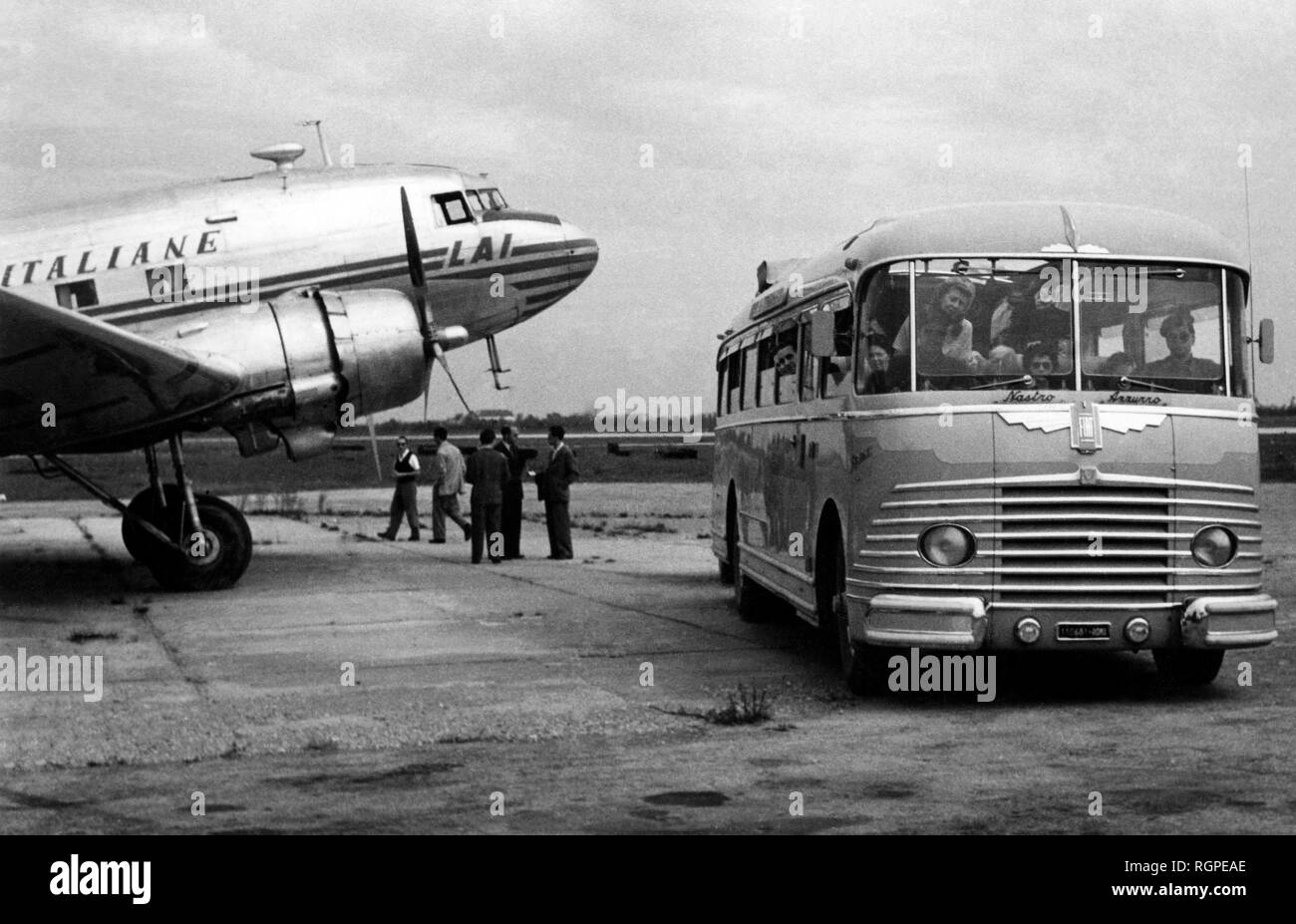 1950 aircraft hi-res stock photography and images - Alamy