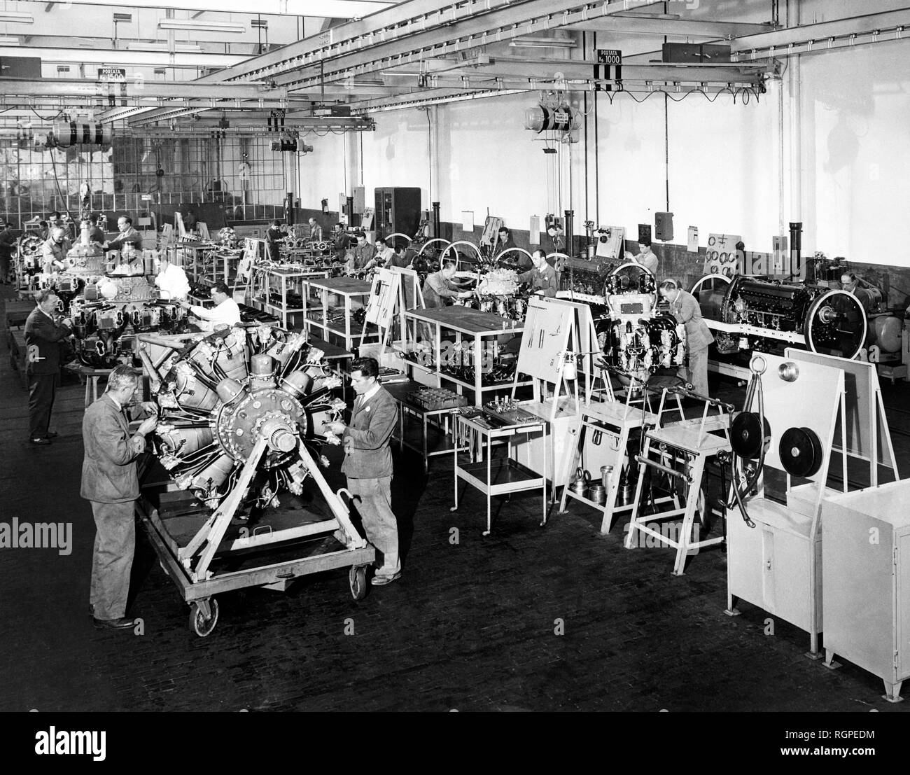 Fiat aircraft hi-res stock photography and images - Alamy