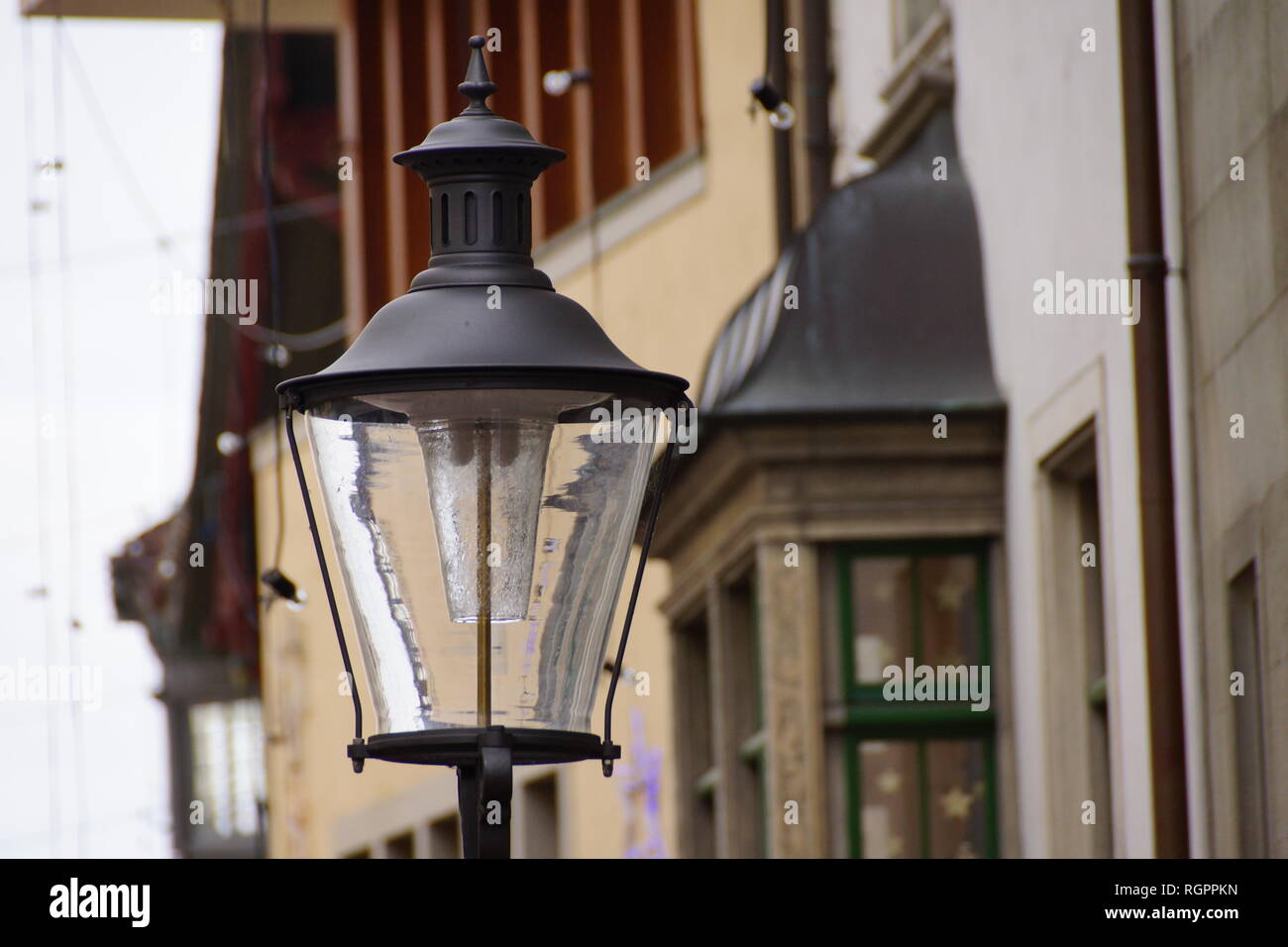 Historic lamp posts hi-res stock photography and images - Alamy
