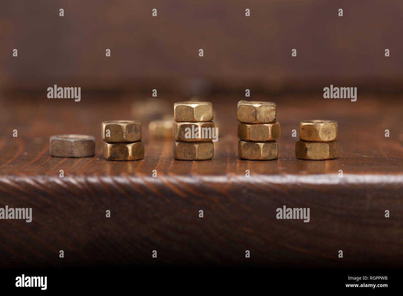 Graph of a Screw nuts. Growth concept Stock Photo - Alamy