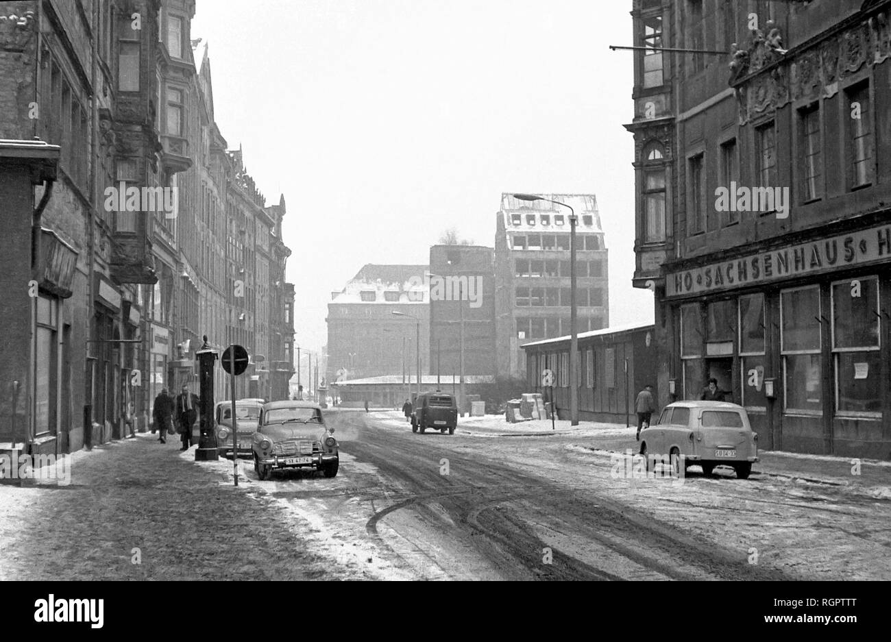 Street scene in winter, 1963, The Sachsenhaus (demolished 1966 ...