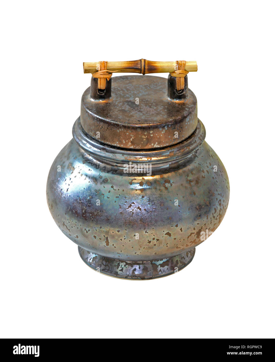 Oriental pot isolated with clipping path included Stock Photo - Alamy