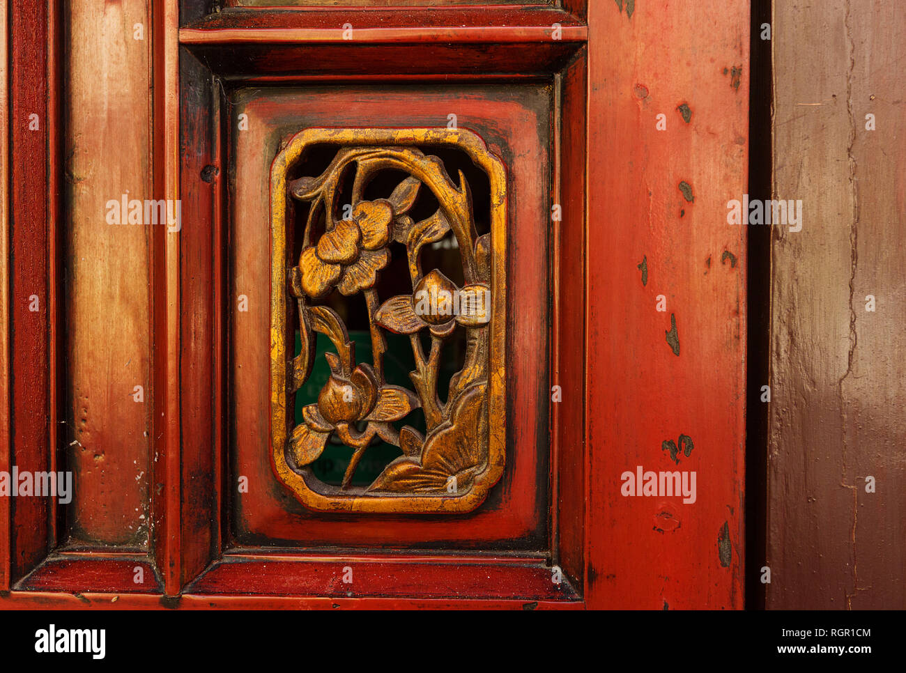 carved wood renovation on doors inside Han Jiang Teochew Temple in ...