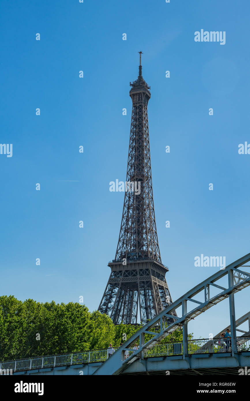 Sunny Morning And Eiffel Tower High Resolution Stock Photography and ...