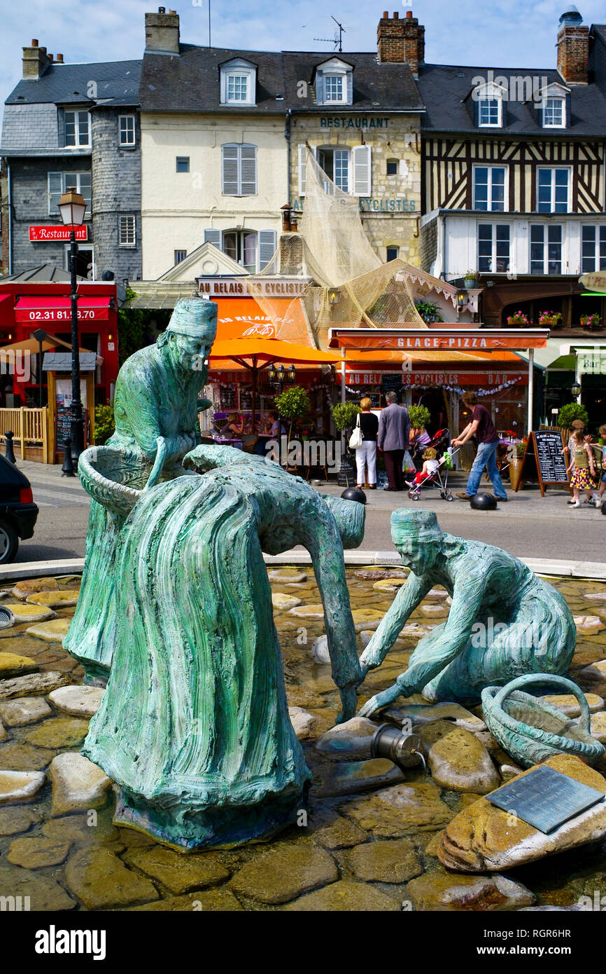 Statue, Honfleur, Normandy, France Stock Photo - Alamy