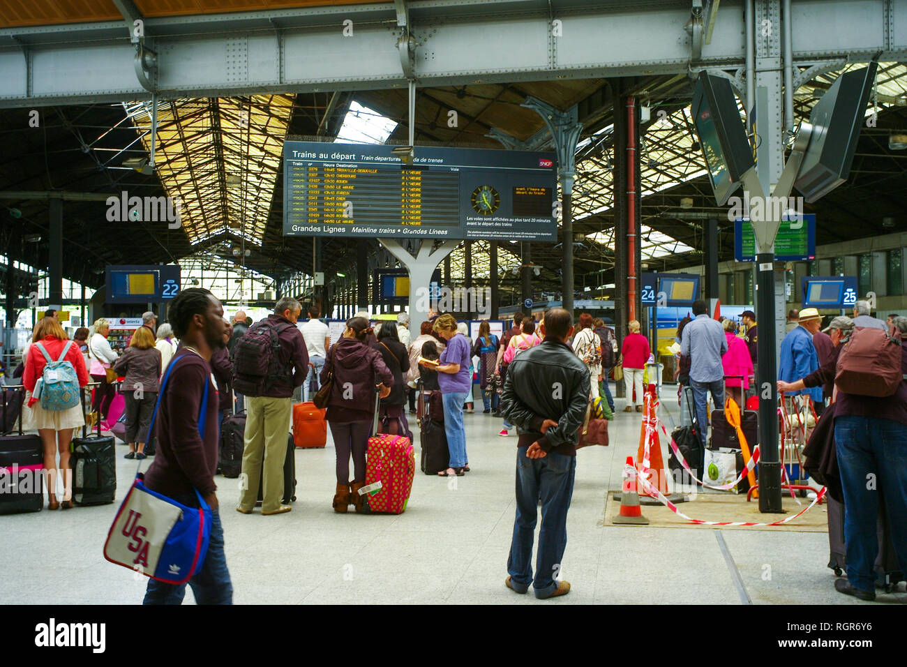 Austerlitz Railway station, Paris, France Stock Photo - Alamy