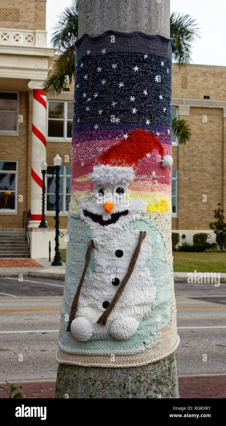 Knitted tree trunk cover hi-res stock photography and images - Alamy