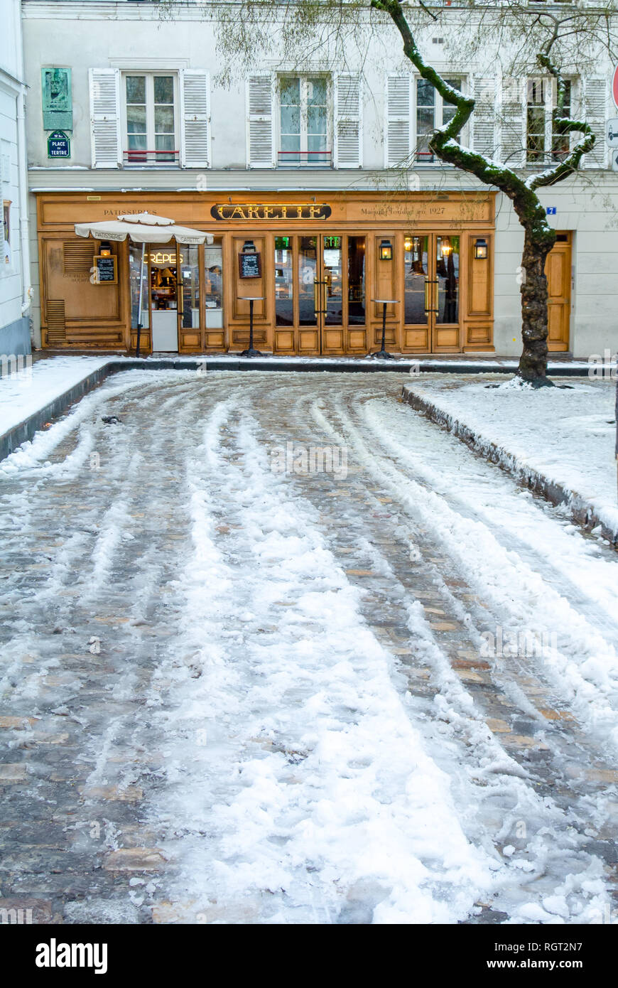 Carette restaurant paris france hi-res stock photography and images - Alamy