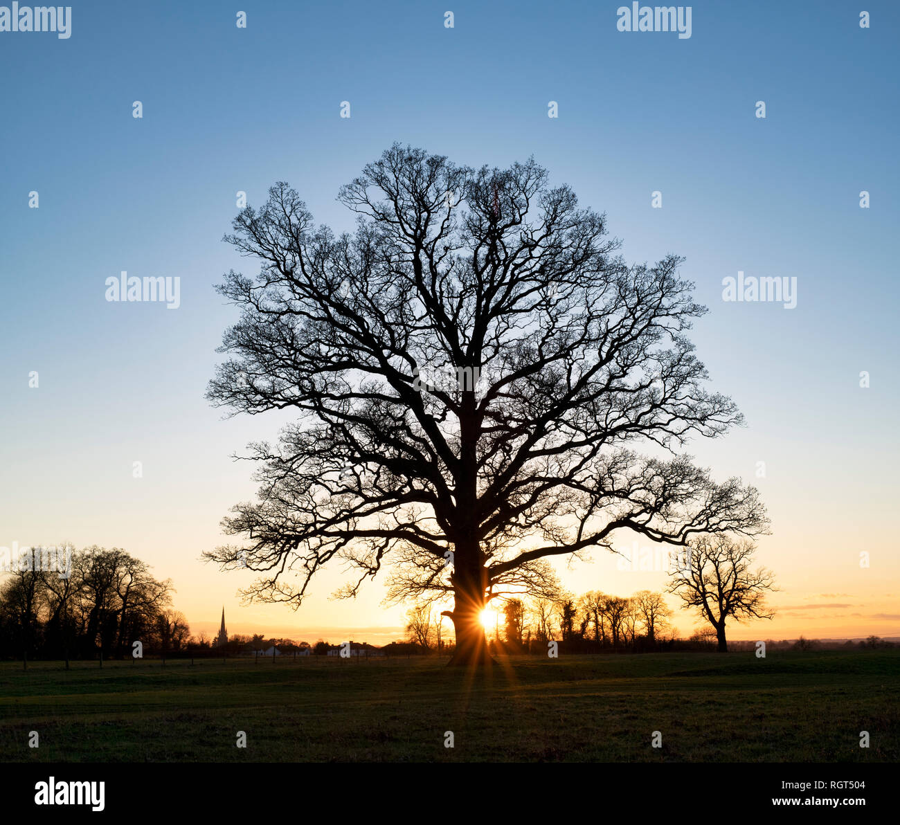 King's sutton sunset hi-res stock photography and images - Alamy