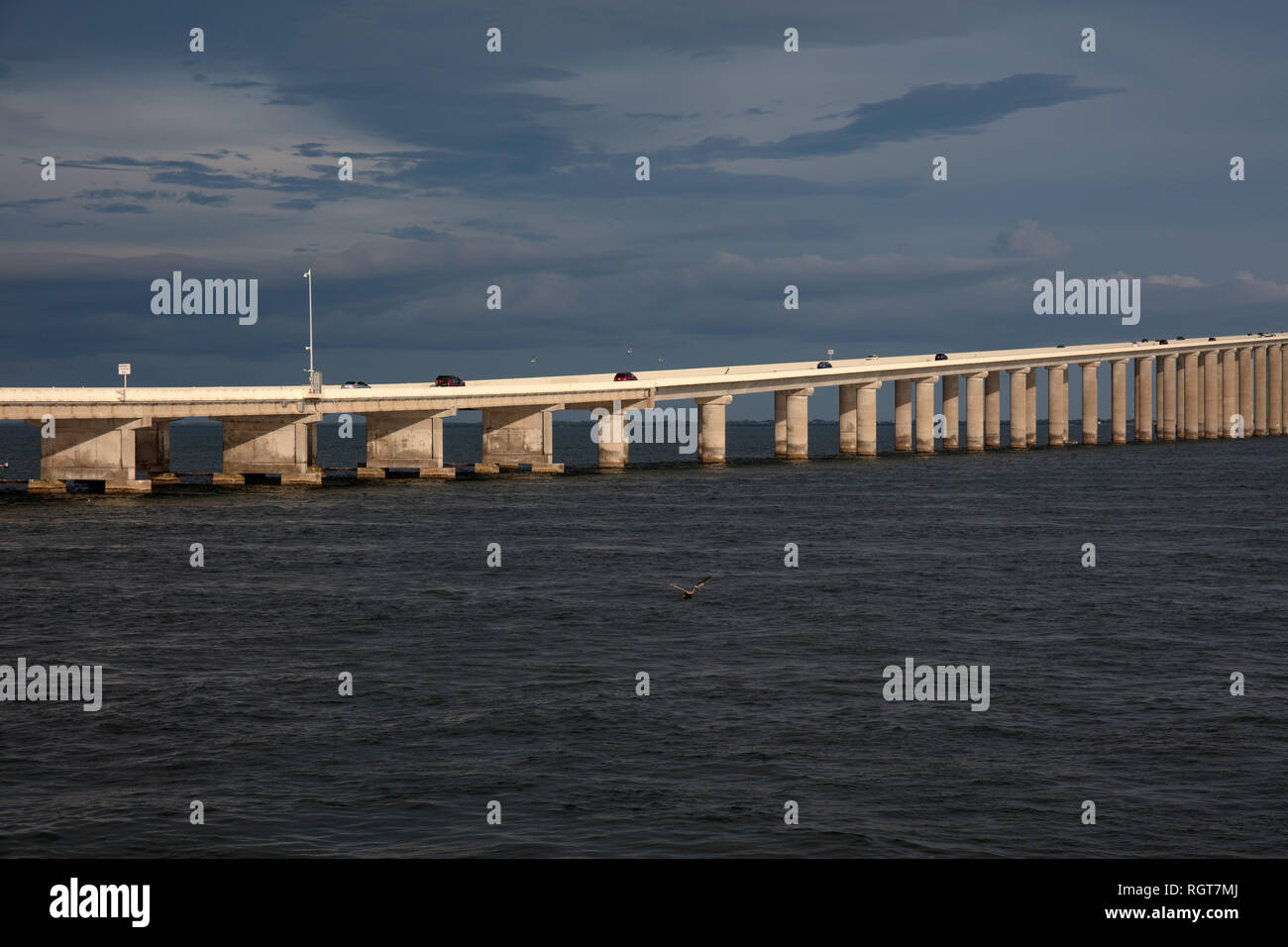 The skyway bob graham sunset skyway bridge hi-res stock photography and ...