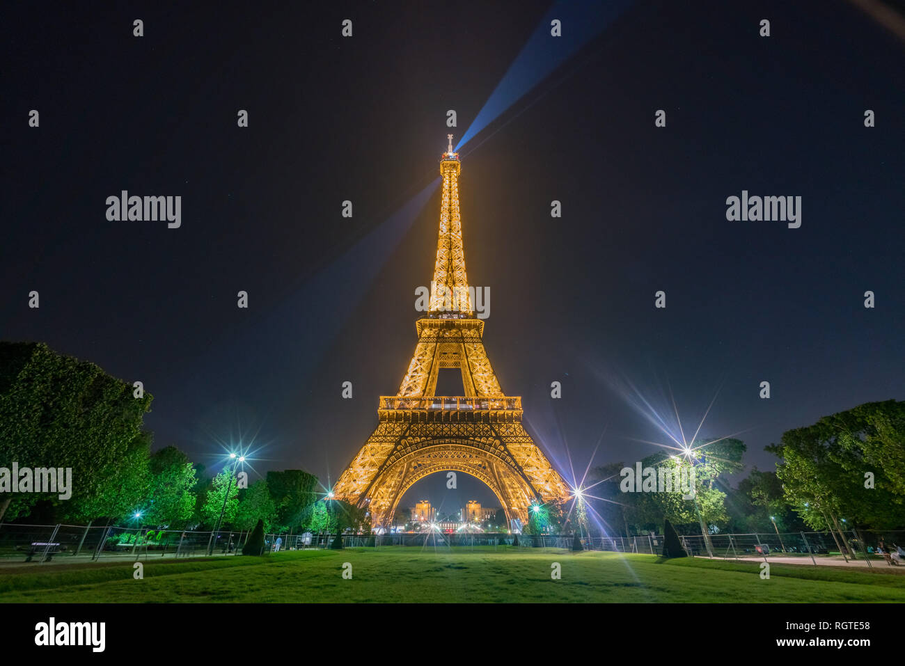 Night view of the famous Eiffel Tower at Paris, France Stock Photo - Alamy