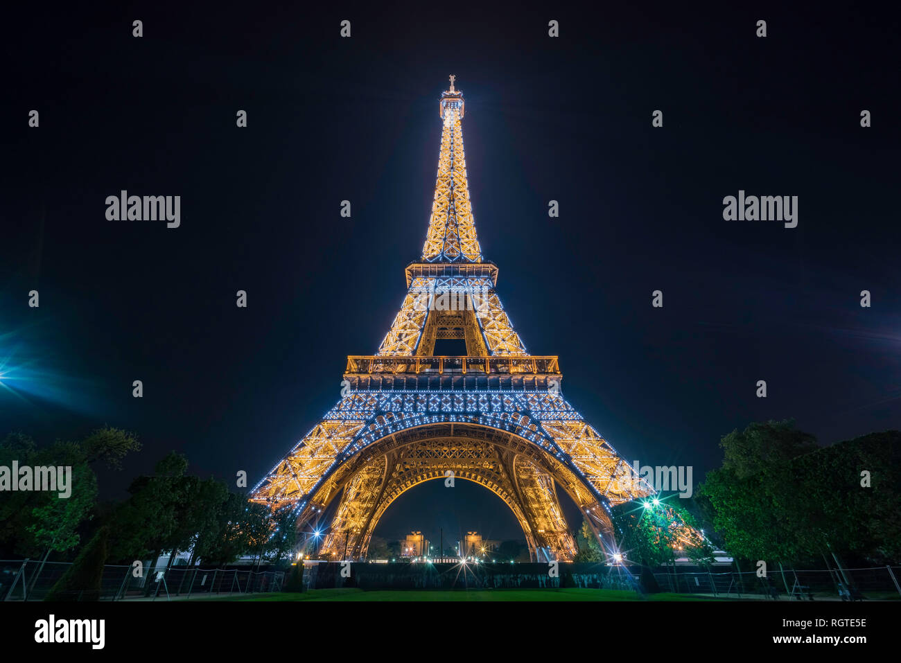 Night view of the famous Eiffel Tower at Paris, France Stock Photo - Alamy