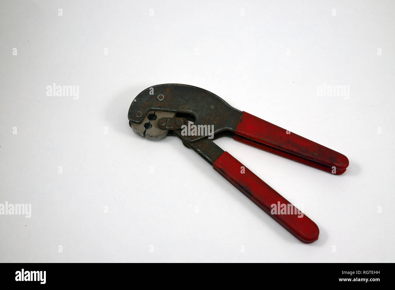Crimping hi-res stock photography and images - Alamy