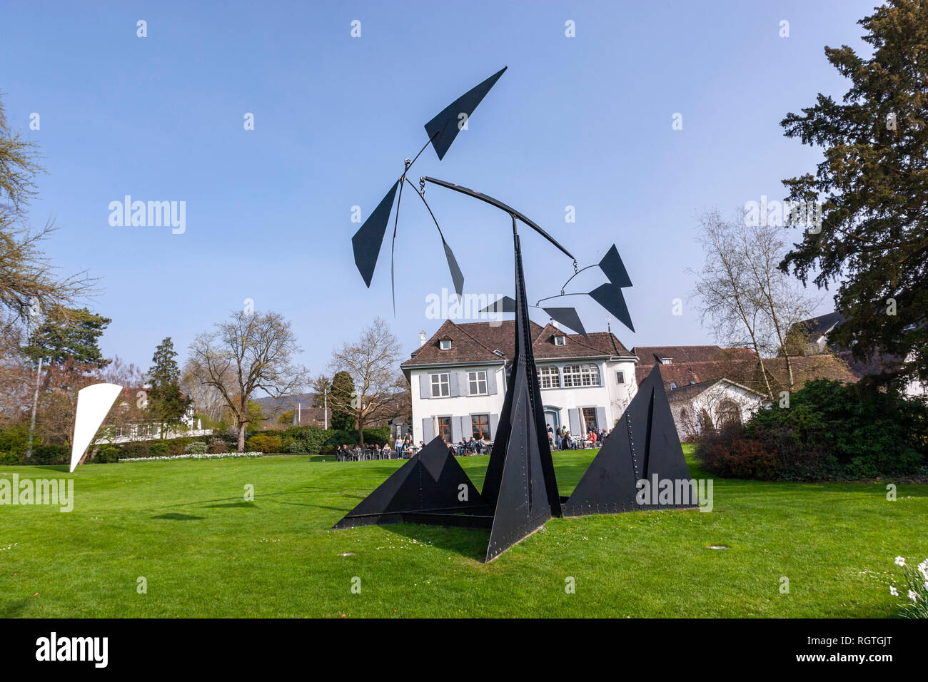 The Tree sculpture by Alexander Calder in Beyeler Foundation, Riehen ...