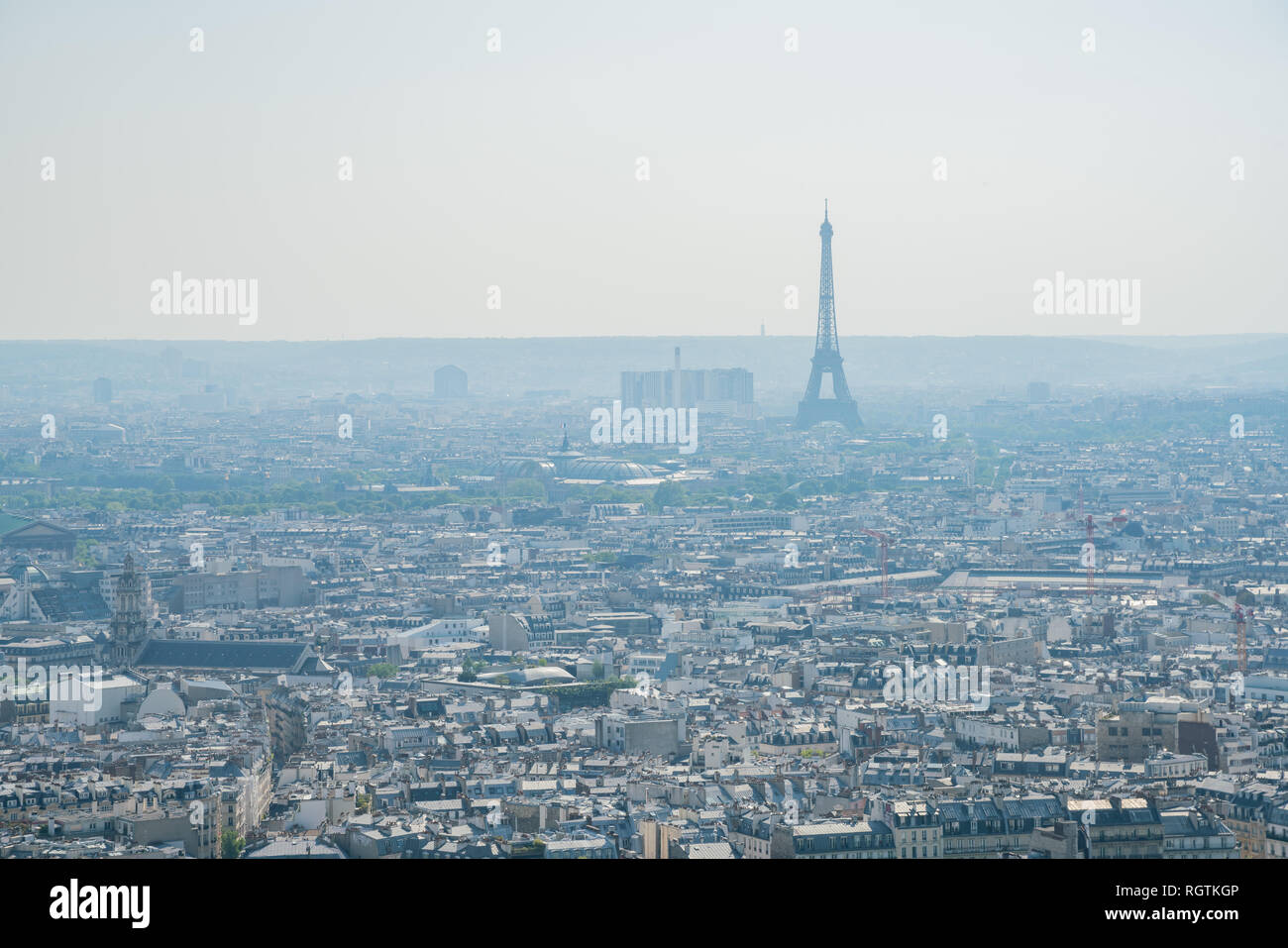 Afternoon aerial view of Paris cityscape with Eiffel Tower from ...