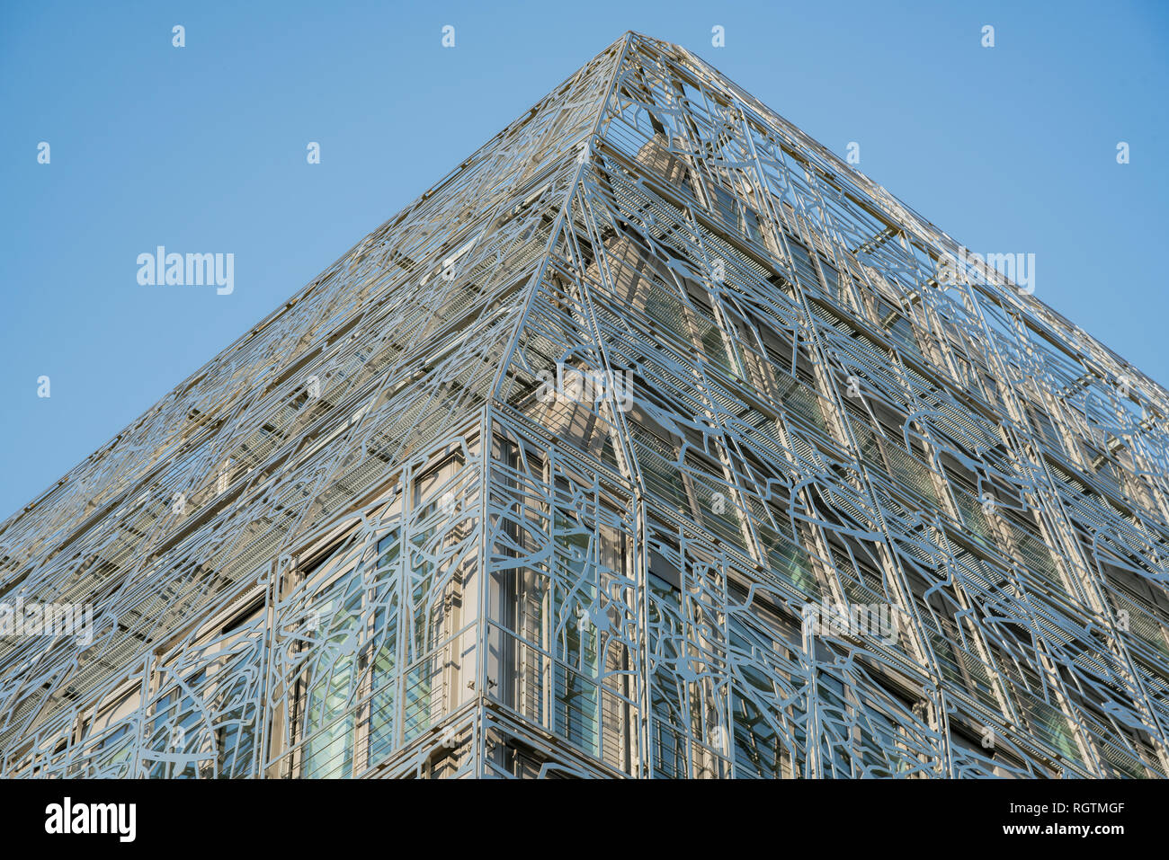Exterior view of an interesting building near the famous Louvre Museum ...