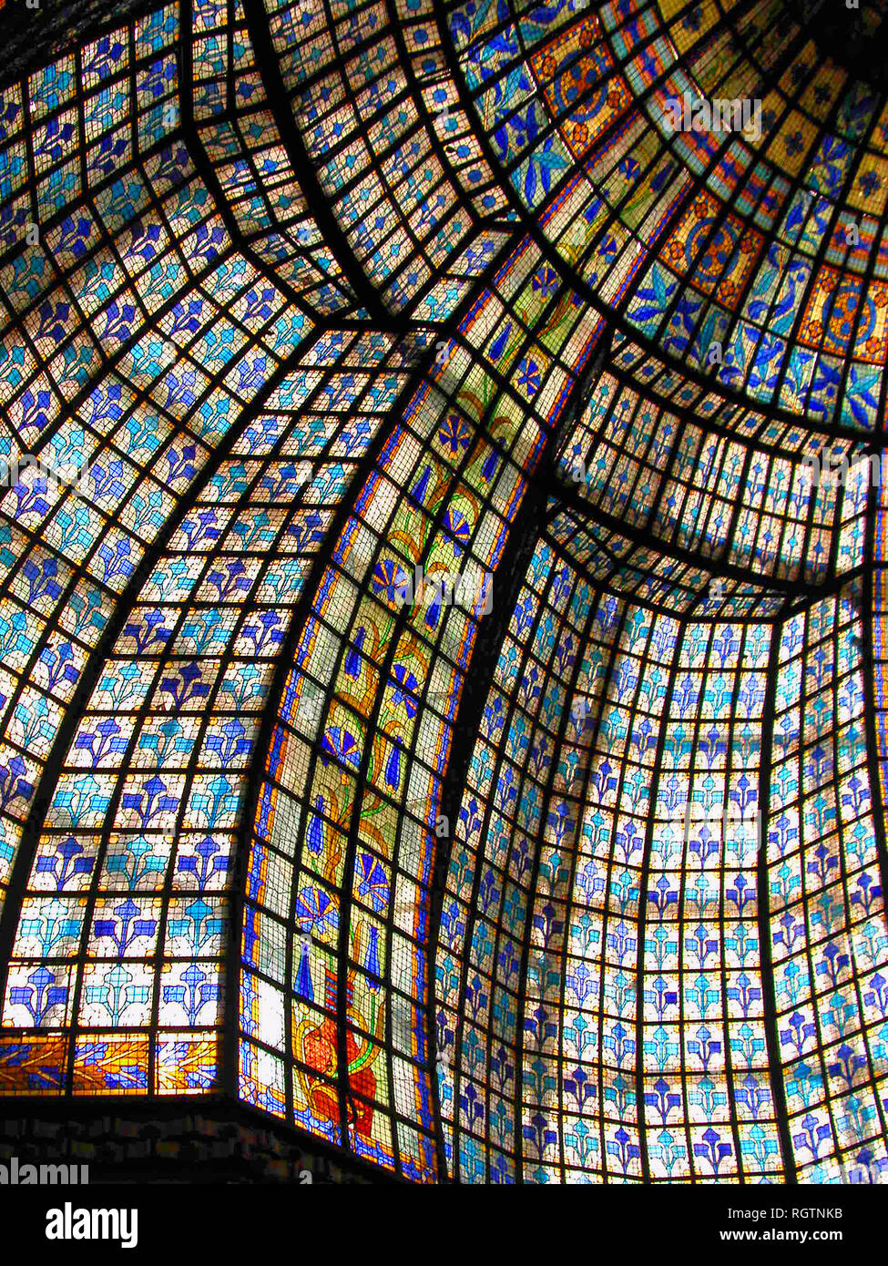 Printemps department store and the stunning stained glass cuplola ...