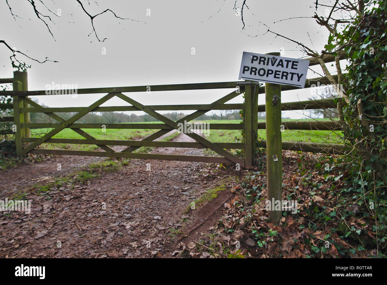 Private rural property behind five bar gate entry Stock Photo - Alamy