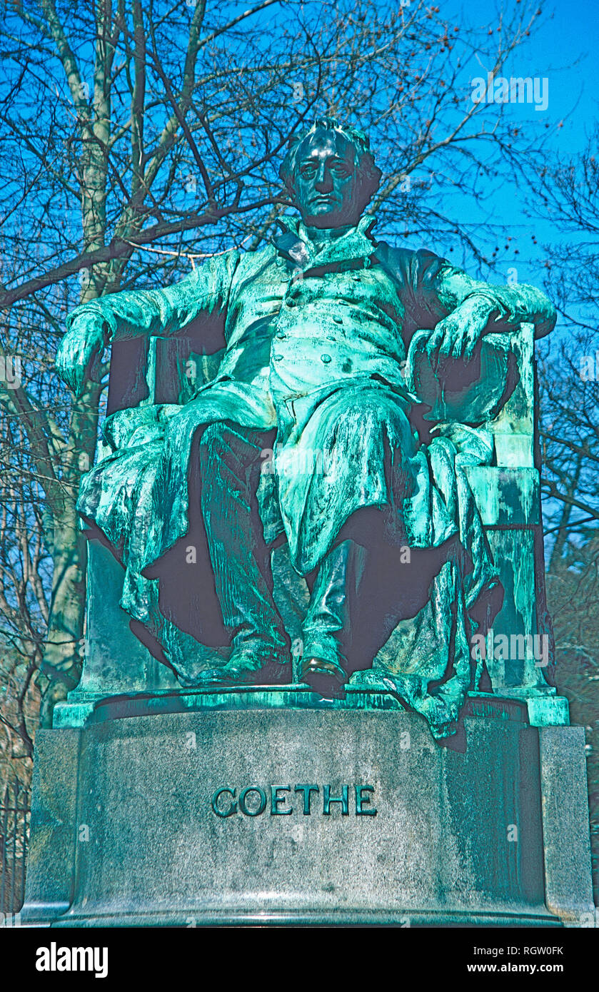 Goethe Statue Vienna Austria Stock Photo - Alamy