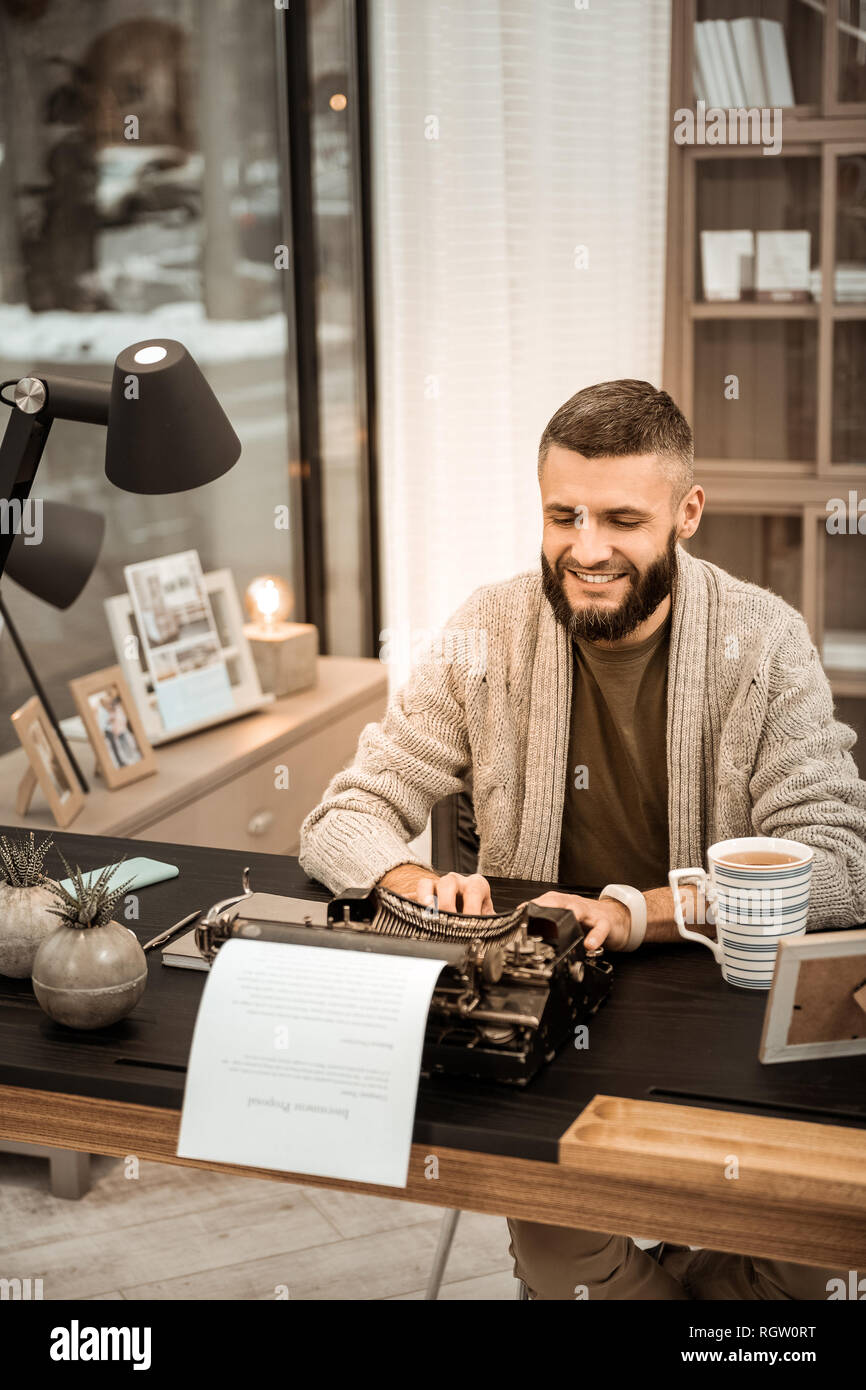 Serious looking male hi-res stock photography and images - Alamy