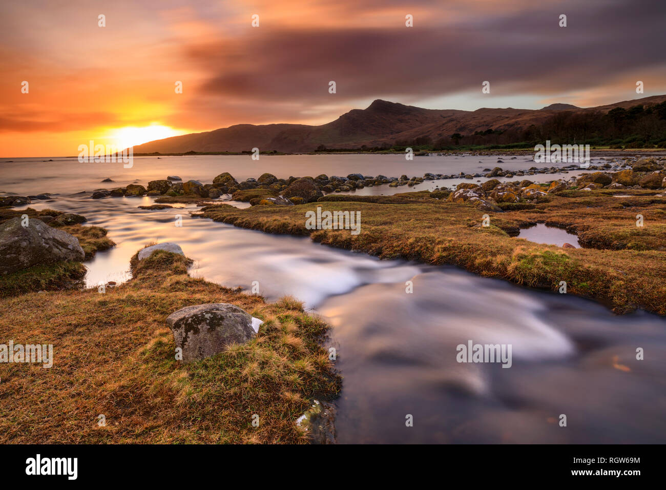 Burn island hi-res stock photography and images - Alamy