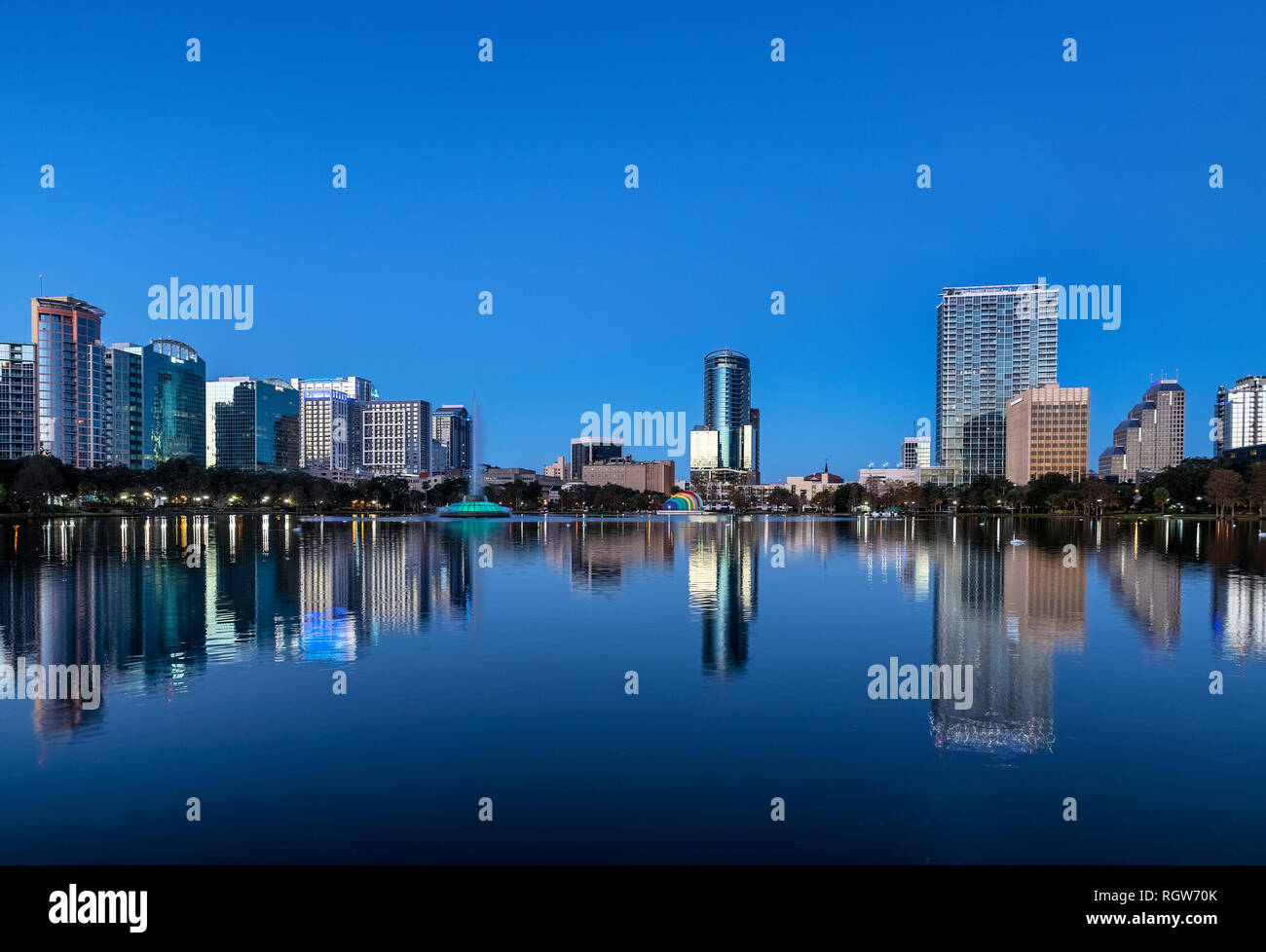 City skyline and Lake Eola, Orlando, Florida, USA Stock Photo - Alamy