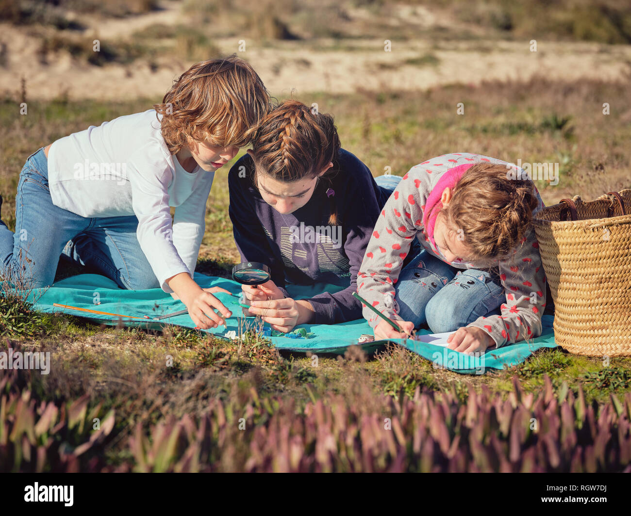 Children Measuring With Ruler High Resolution Stock Photography and ...