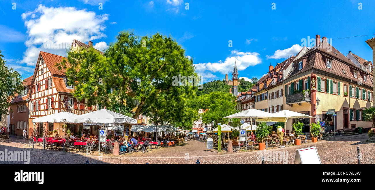 Blue weinheim hi-res stock photography and images - Alamy