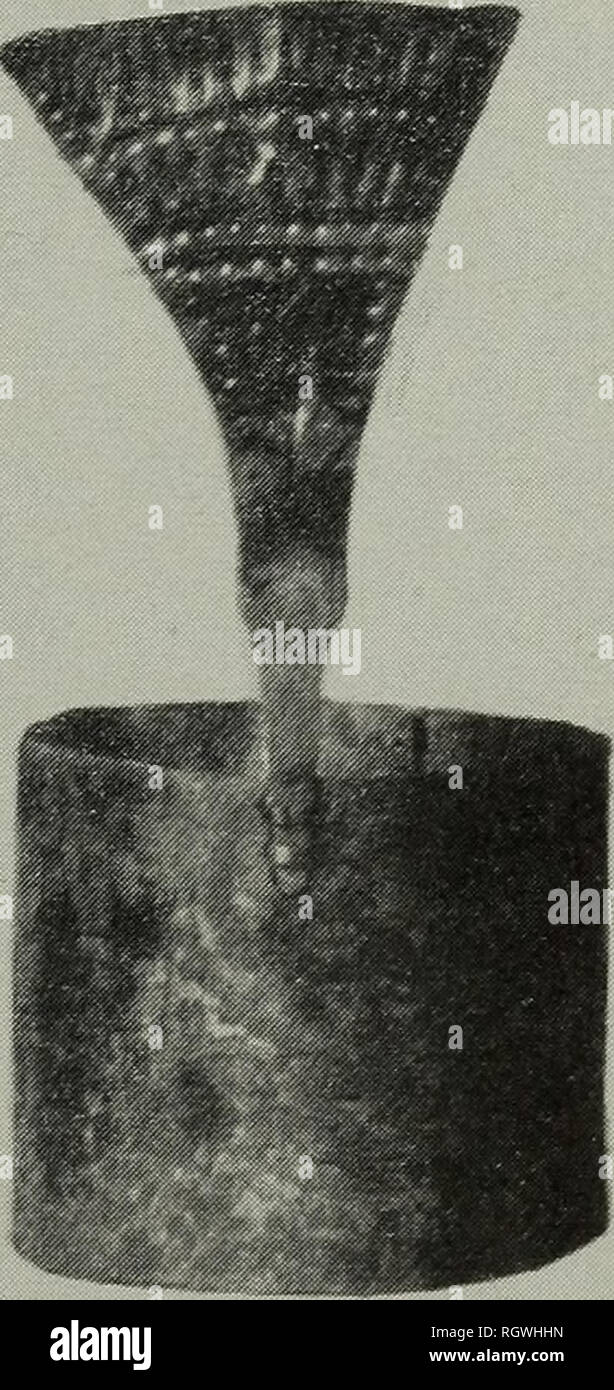 Gold plate inca hi-res stock photography and images - Alamy