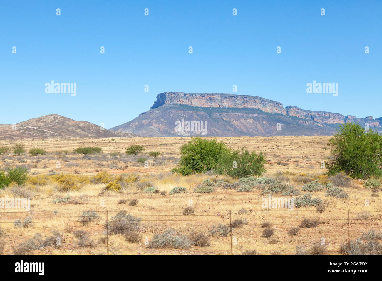 Arid semi desert mountains in karoo hi-res stock photography and images ...